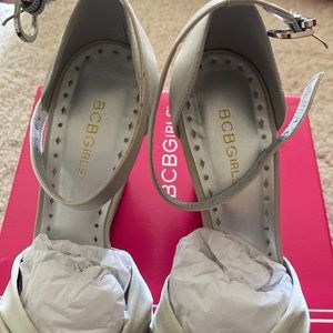 BCBGirls | Shoes | Bcbg Silver Sequin Platform Shoes | Poshmark